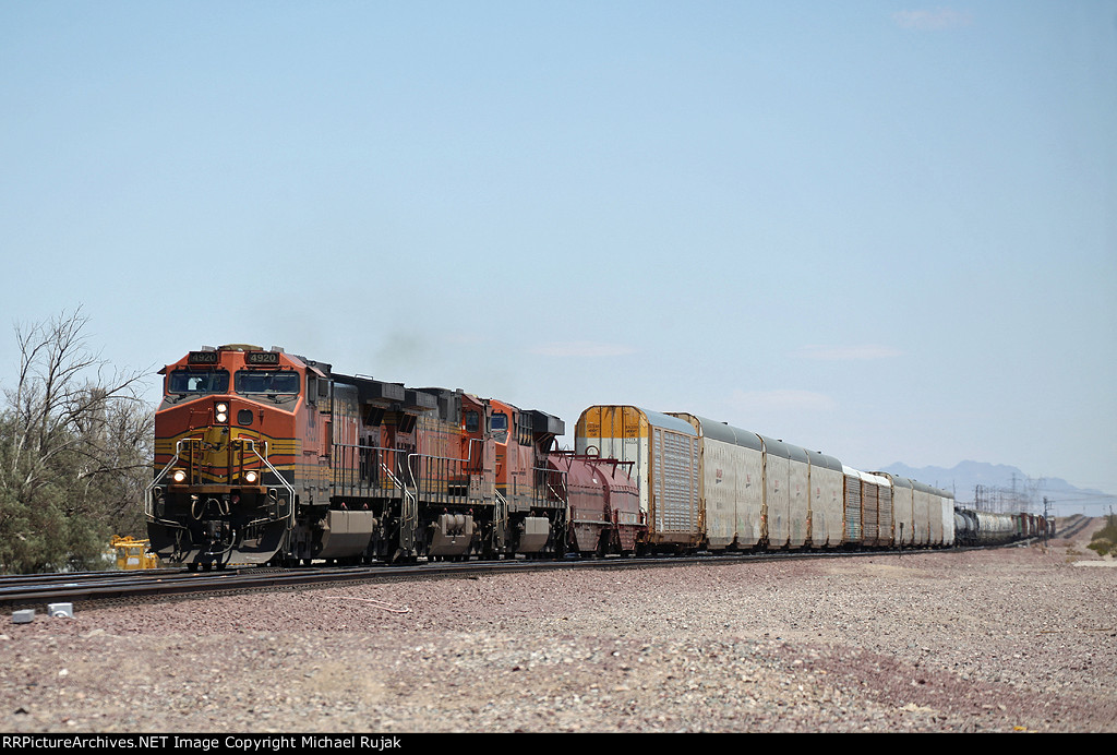 BNSF 4920